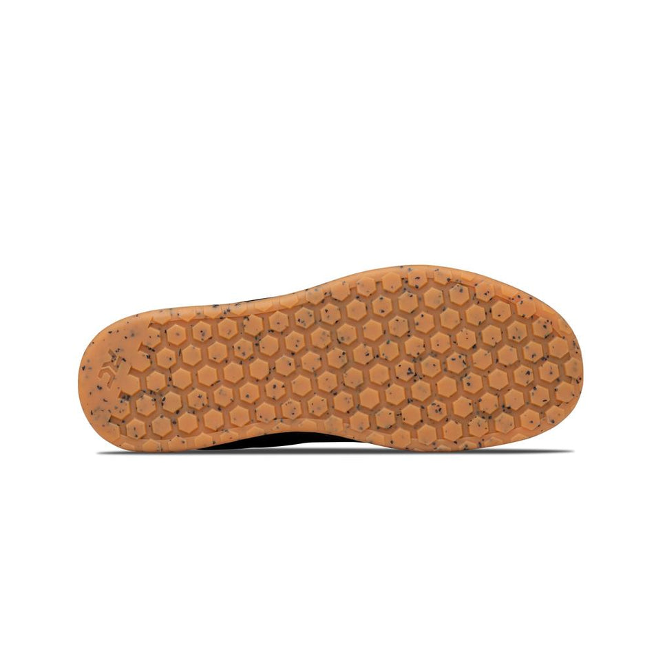 Men's Accomplice Flat - Black – TraxionSuspension